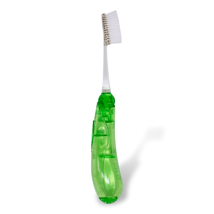 Travel Toothbrush: Easy-to-use, sanitary collapsible design